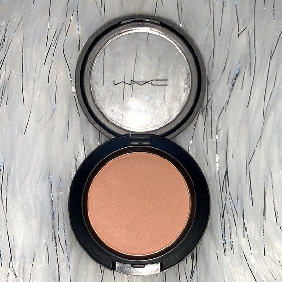 MAC Cosmetics | Makeup | Mac Shaping Powder Warm Light | Poshmark